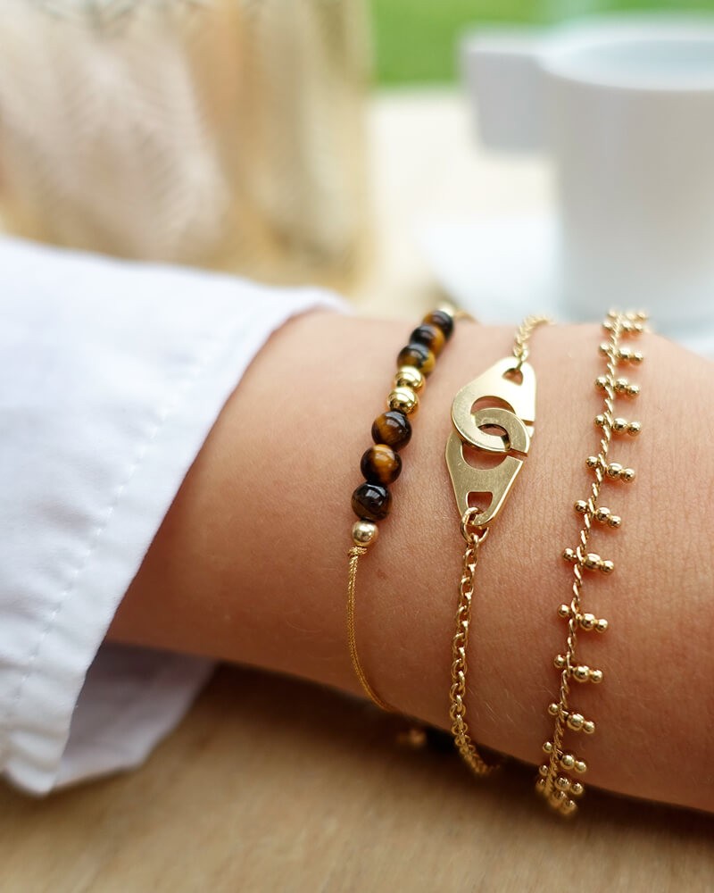Fashion bracelet store
